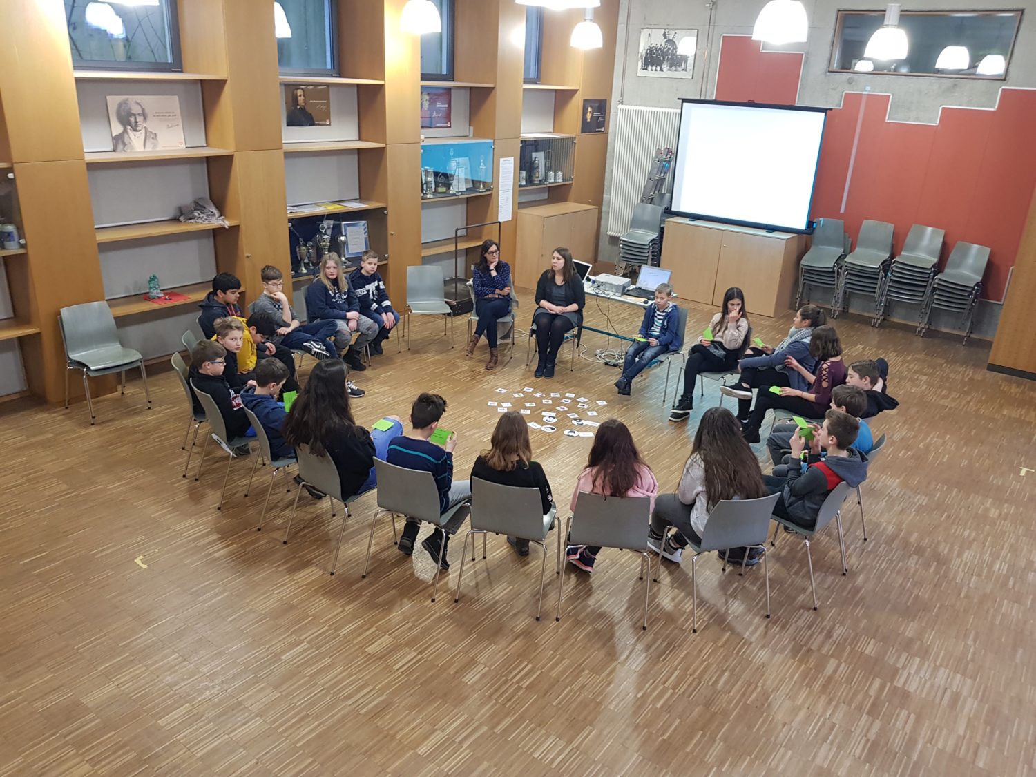 ZWEITZEUGEN e.V. - Förderprogramme | Haus des Stiftens