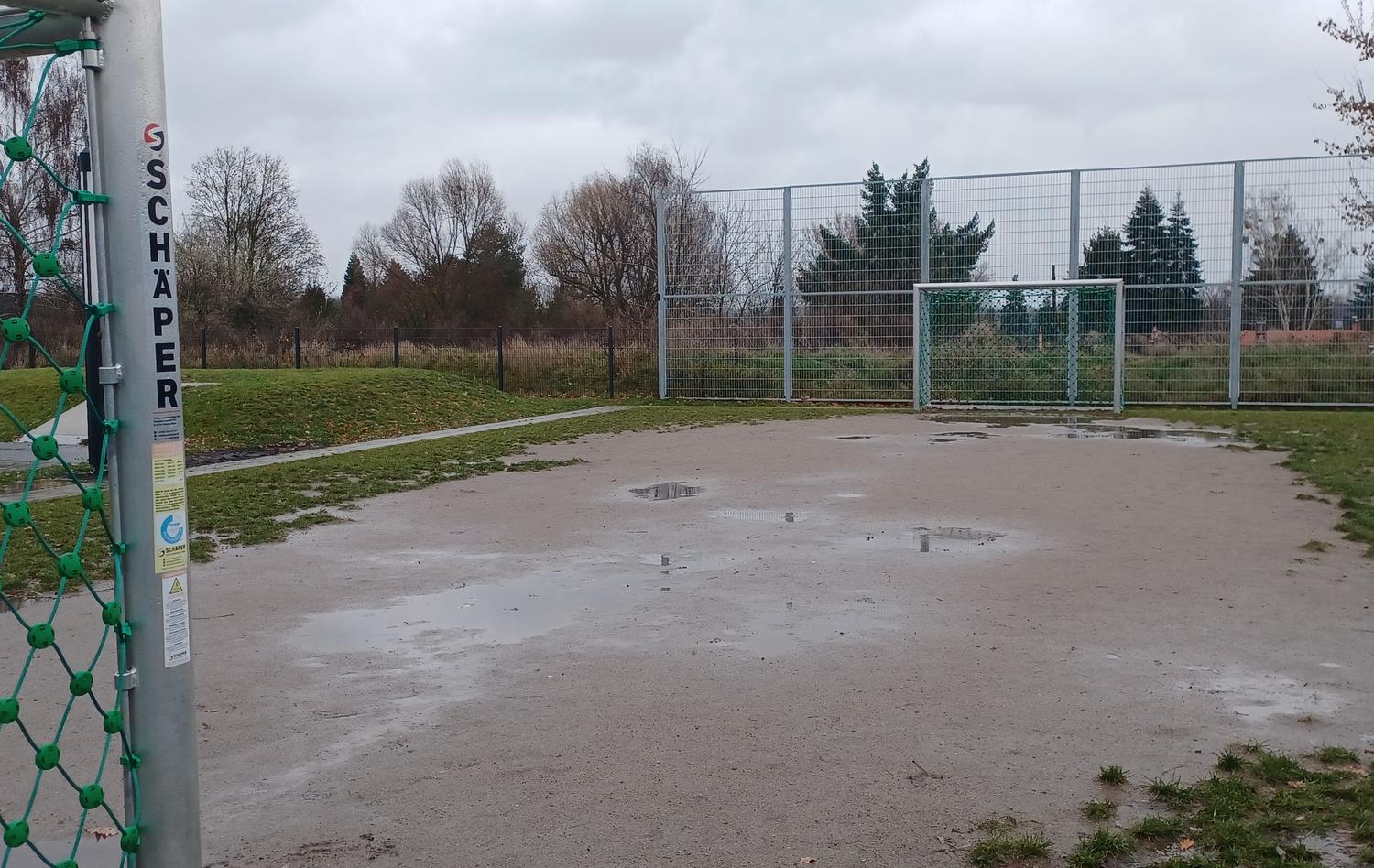Sanierung unseres Bolzplatzes - Förderprogramme | Haus des Stiftens
